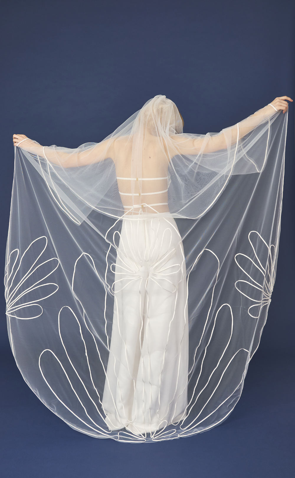 Schleier: Modell Iconic Flower | kisui Brautmode Berlin